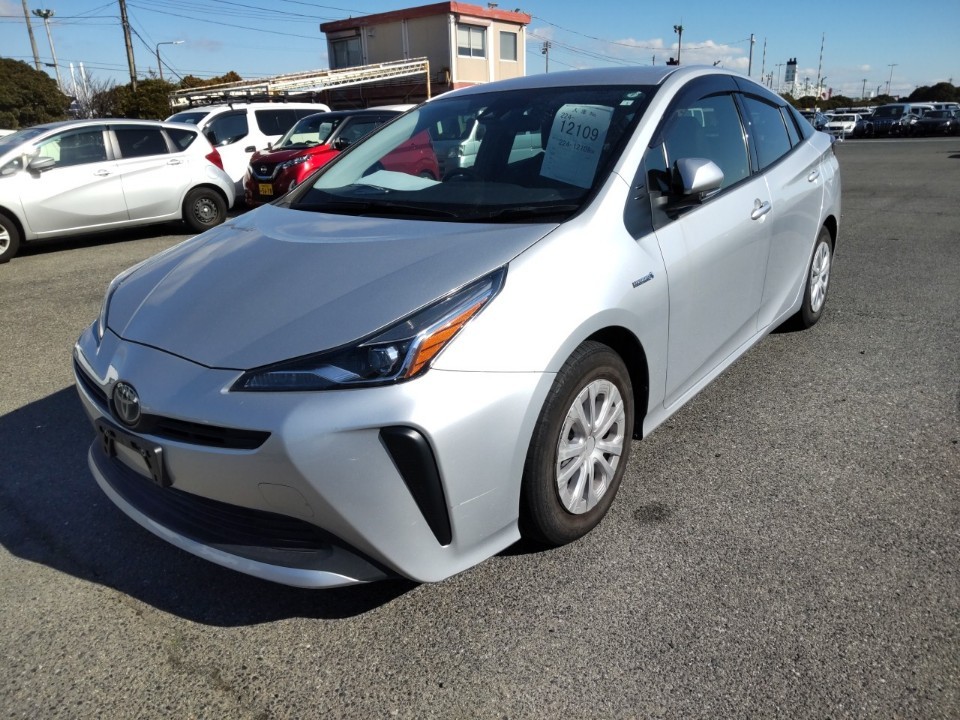 在庫車両一覧｜特選CARS市場